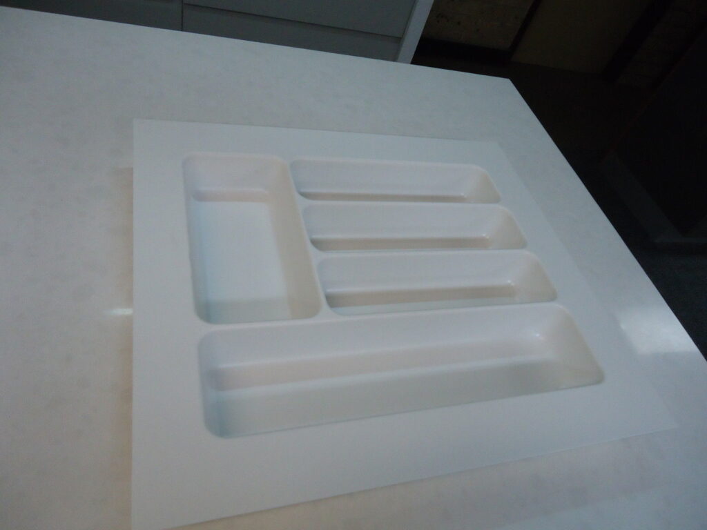 Cutlery Drawer Inserts | Kitchen Cutlery Trays & Dividers